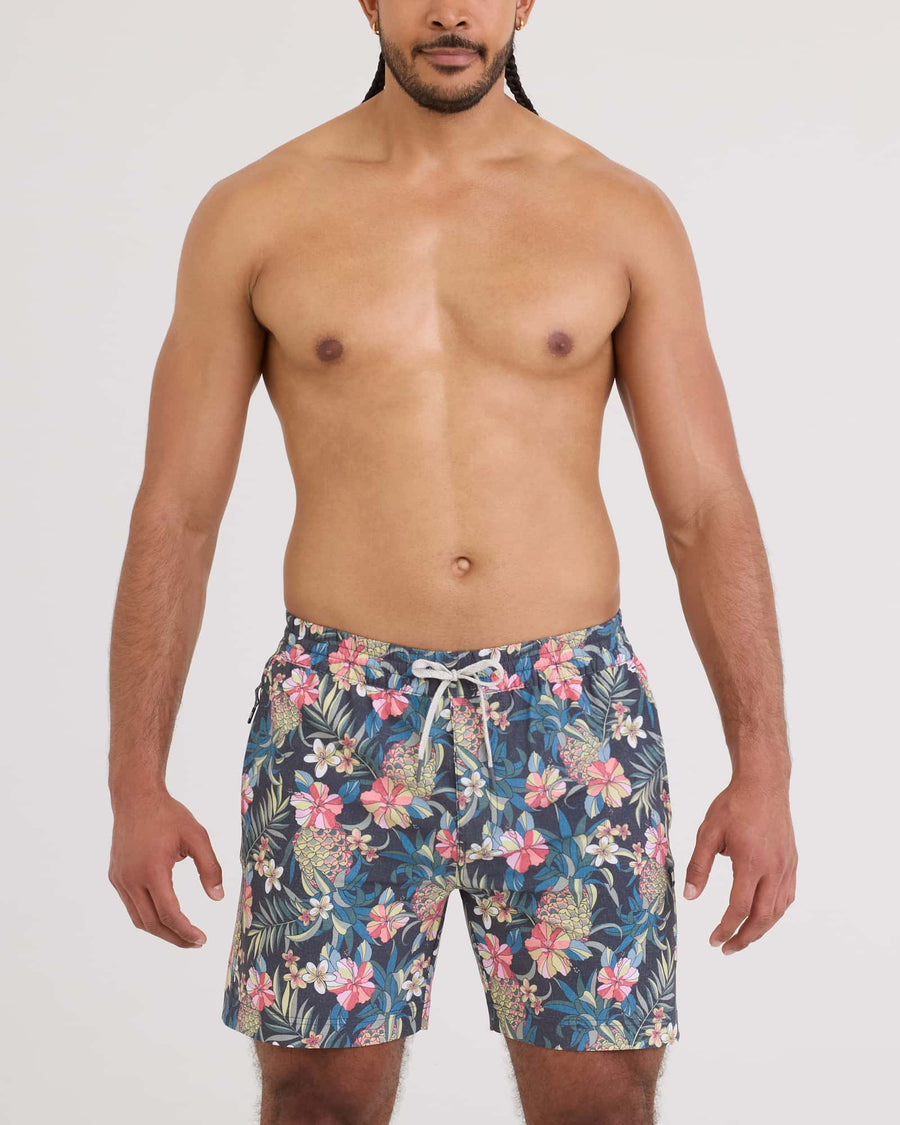 Sea to Shore 2N1 Hybrid Swim Short - Pineapple Field-Fd Black | SAXX ...