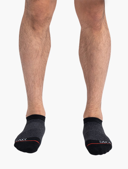 Good Form Crew Sock - White | SAXX Underwear